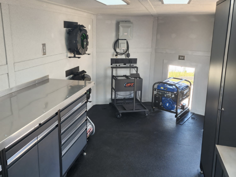 Trenchless Pipe Lining Trailers | Trenchless Technology Manufacturers